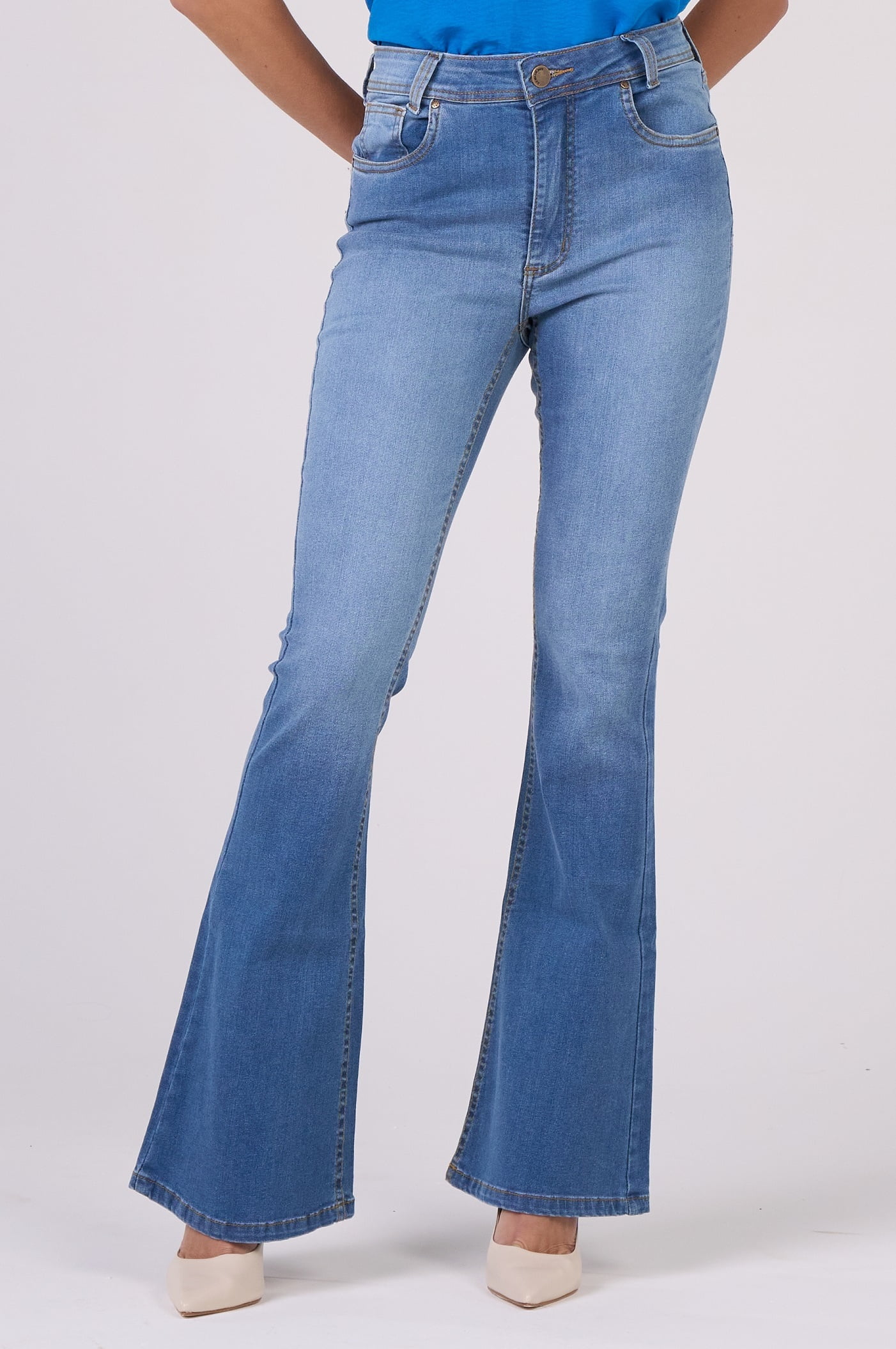 Calça Flare Jeans Azul Médio F24089 - Oxiblue Jeans