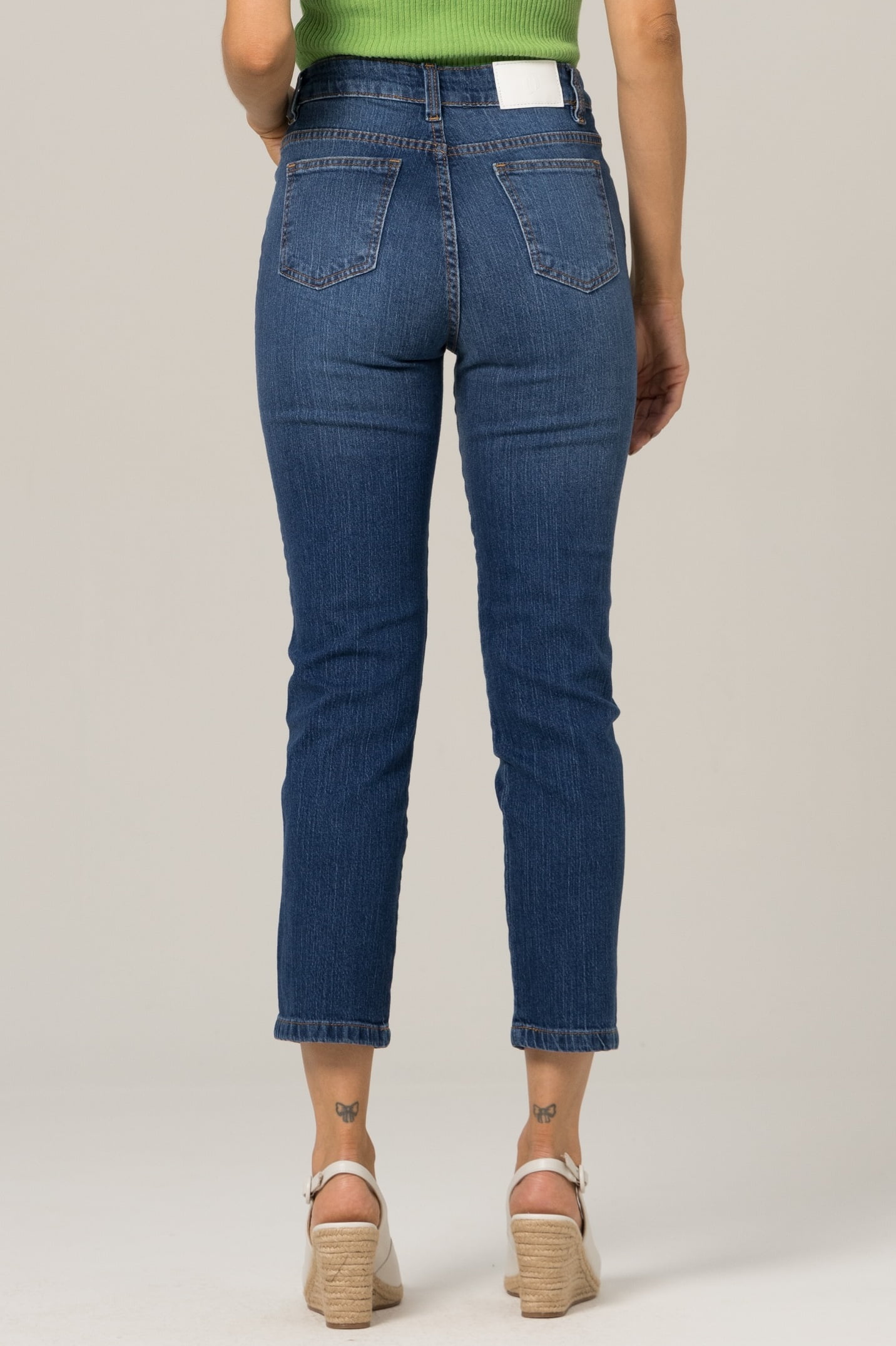 Calça Jeans Feminina Reta Cropped Azul Médio F2023149 - Oxiblue Jeans