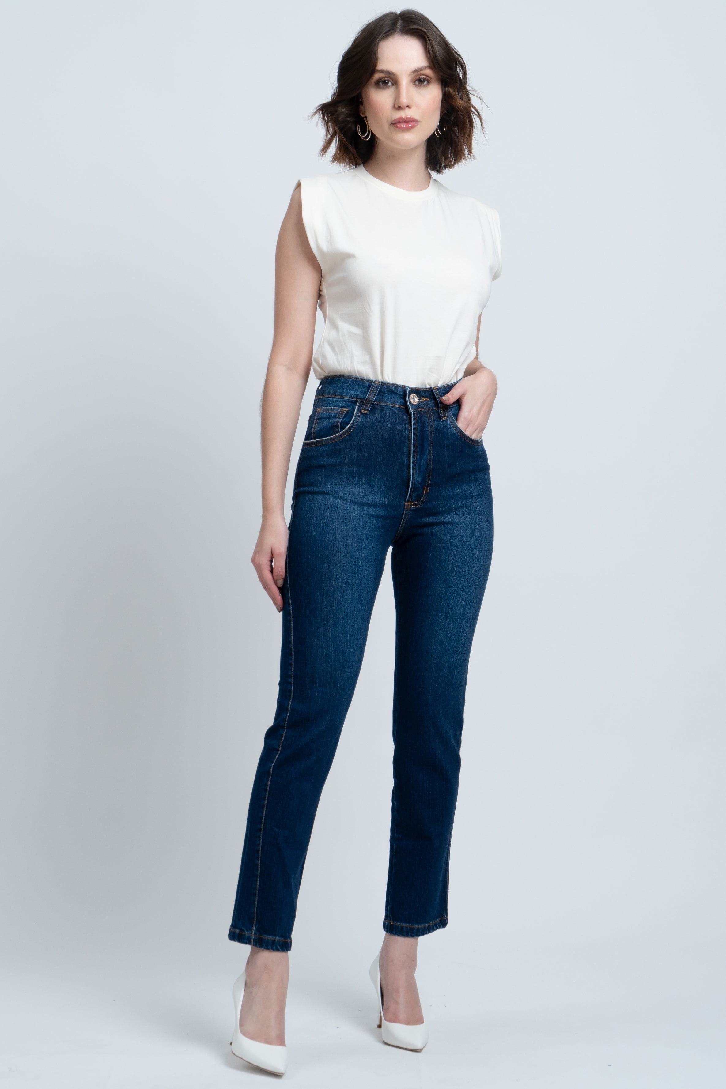 Calça Jeans Reta Feminina Cropped F2023185 - Oxiblue Jeans