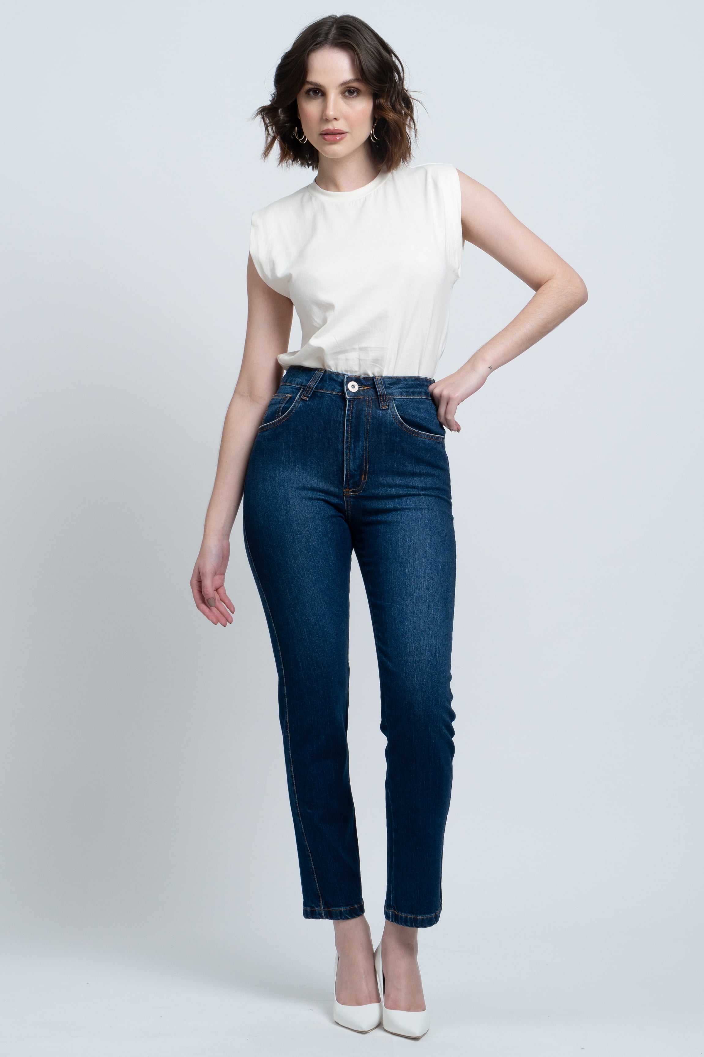 Calça Jeans Reta Feminina Cropped F2023185 - Oxiblue Jeans