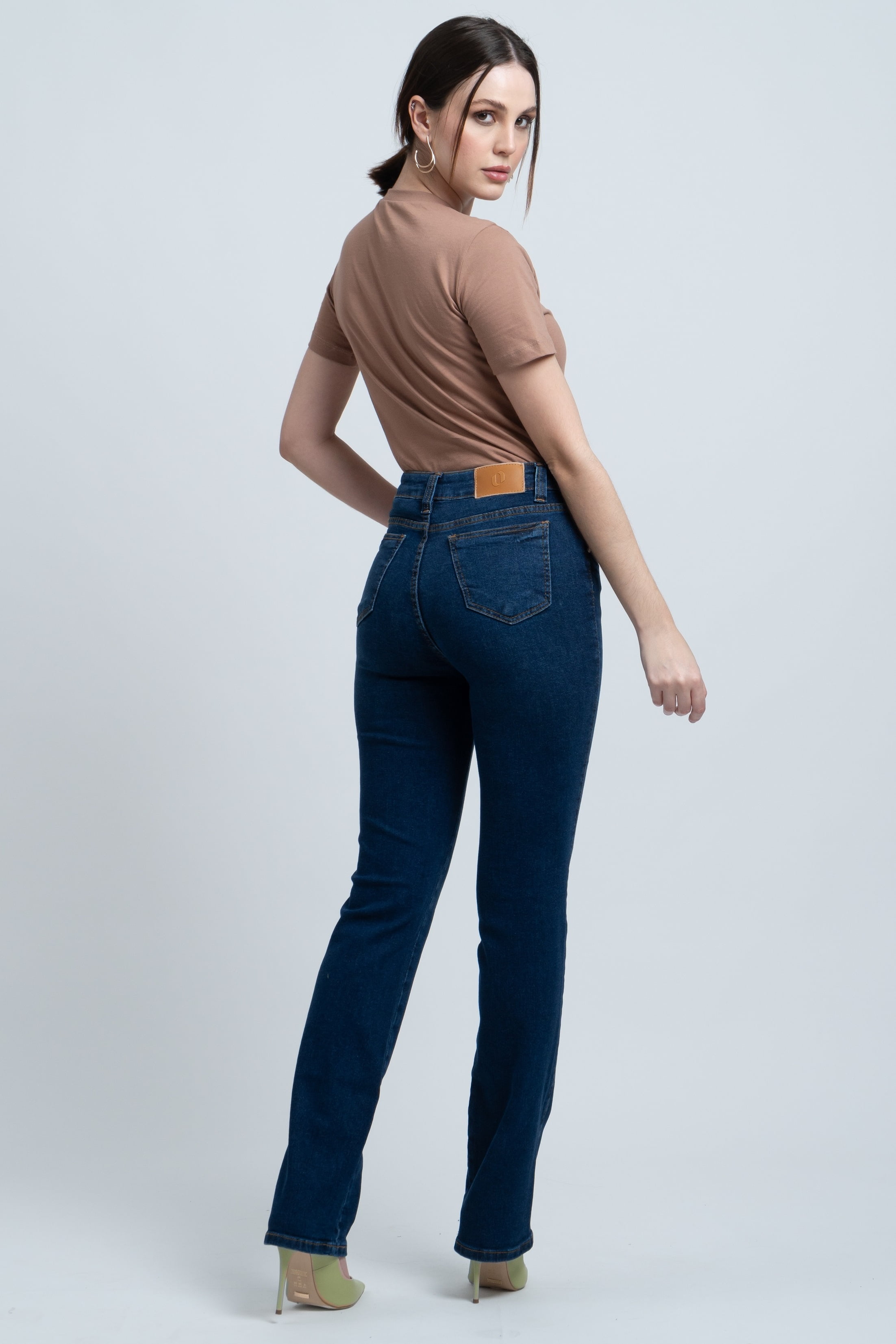 Calça Jeans Reta Feminina Michigan - Oxiblue Jeans